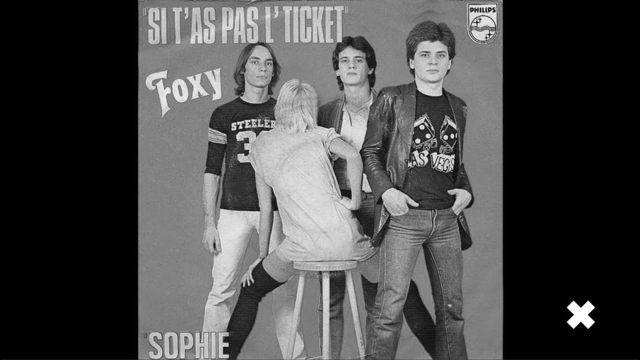 Foxy "Sophie" - YouTube