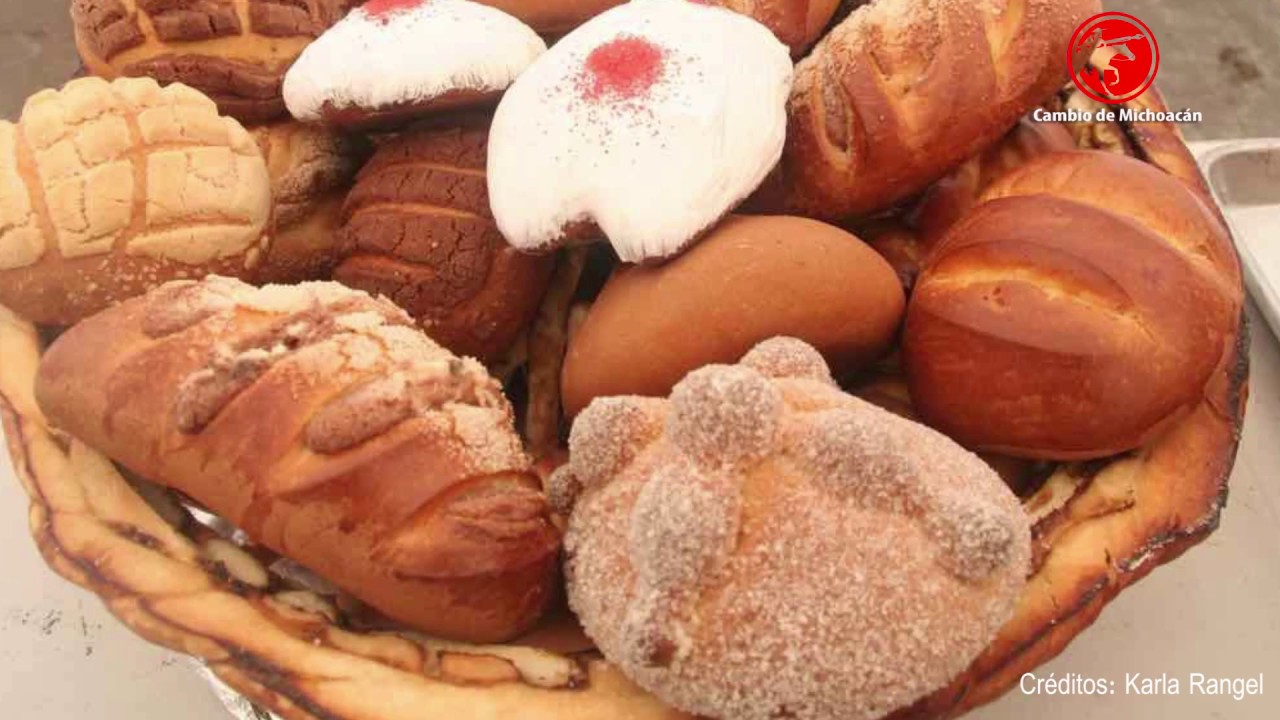 Así celebraron 'La lluvia del pan 2017' en Acámbaro Guanajuato - YouTube