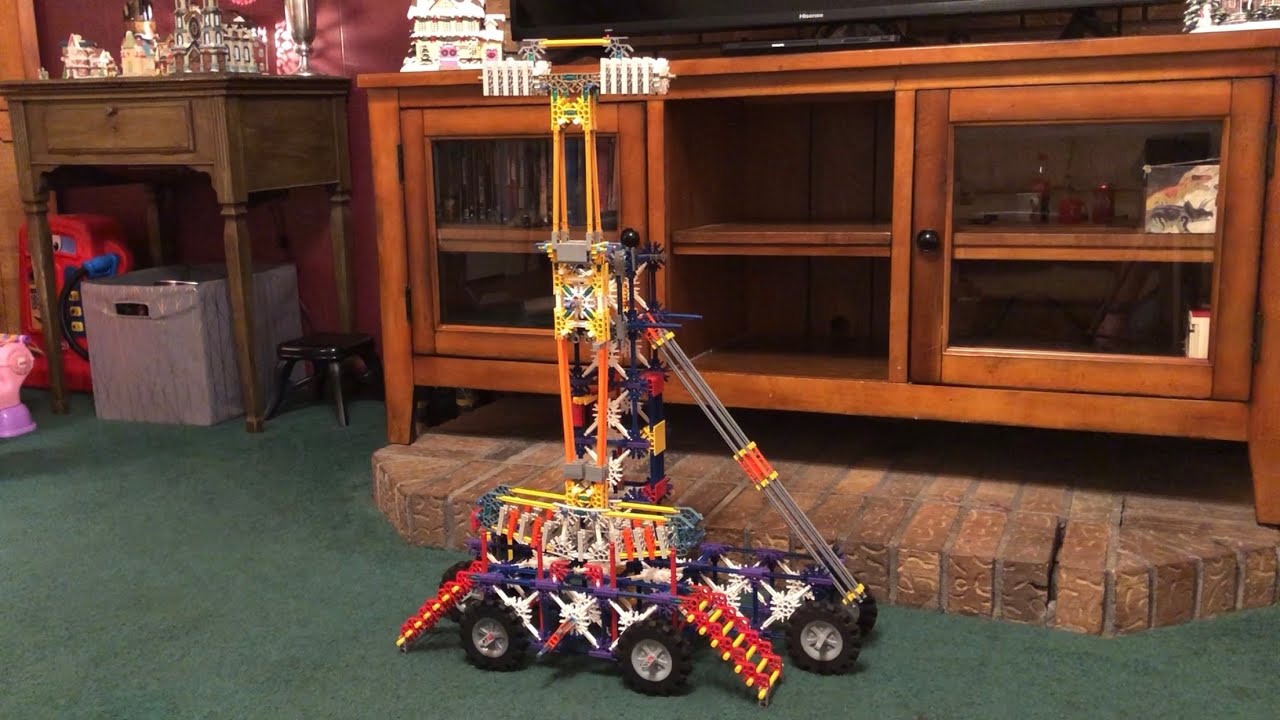 Knex Screamer Carnival Ride / Fair Ride. Setting Up And Operating ...