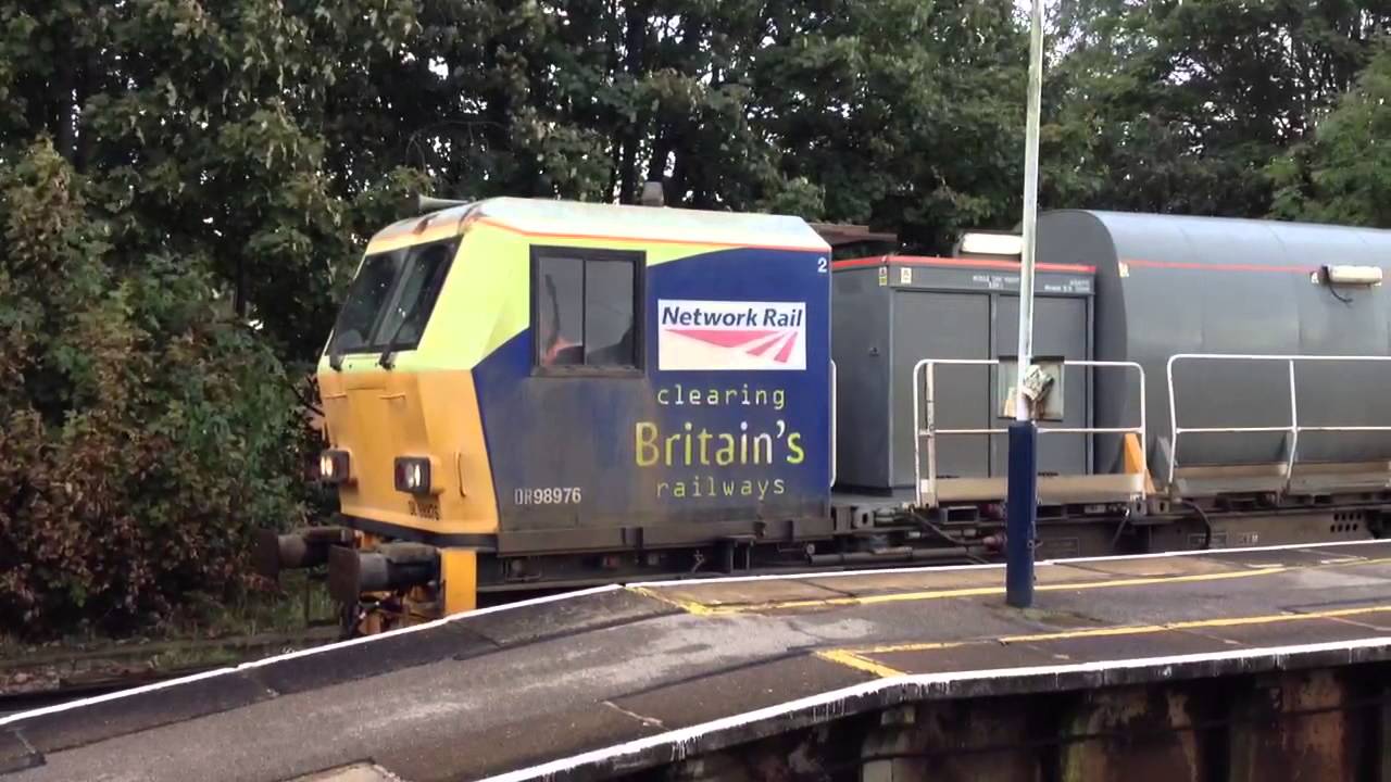 Network Raik MPV Departs Aldershot On RHTT Duties - YouTube
