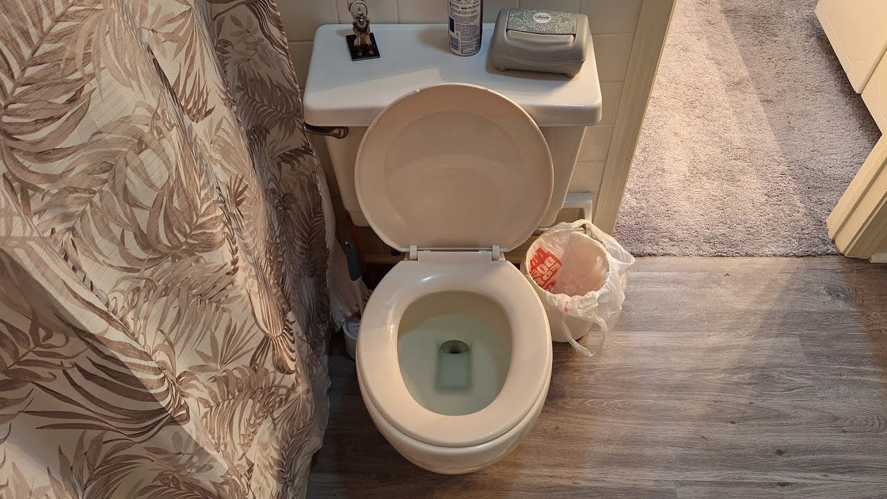 1967 Universal-Rundle New Mercury Toilet - YouTube