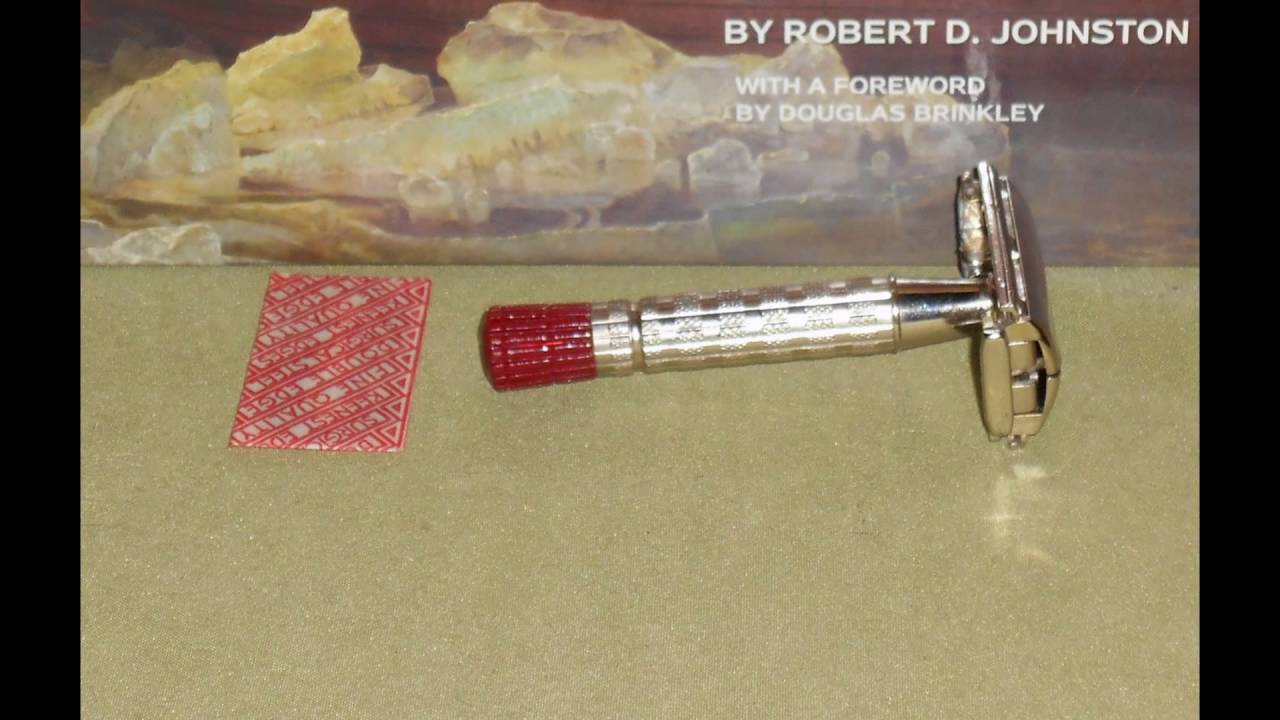 1955 Gillette Refurbished Red Tip Razor W Blade A2 - YouTube