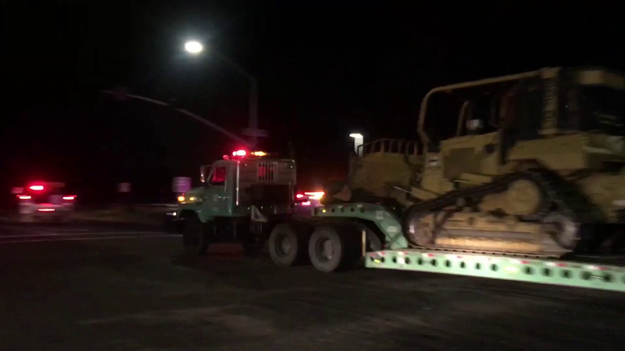 US Forest Service Bulldozer Responding - YouTube