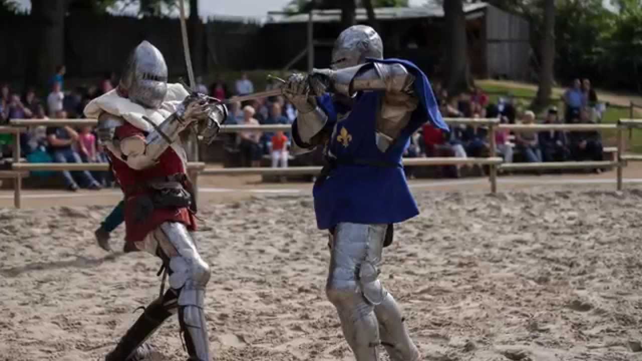 SIEGE DE CHATEAU-THIERRY - BÉHOURD - COMBAT MÉDIÉVAL - YouTube