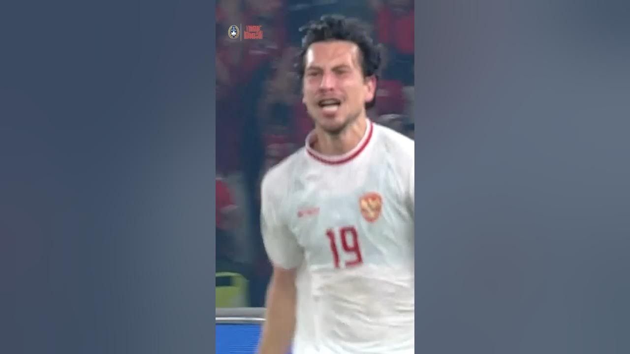 Gol Thom Haye vs Filipina - YouTube