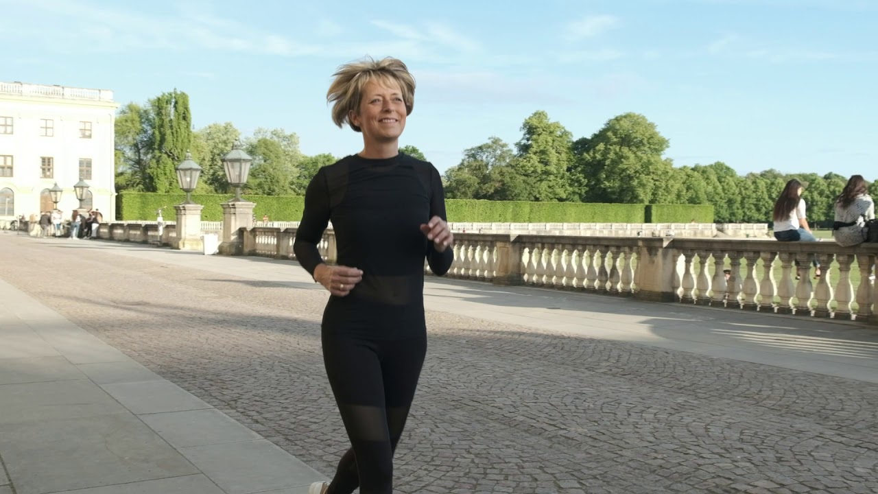 Anja Gilly - Sport - YouTube