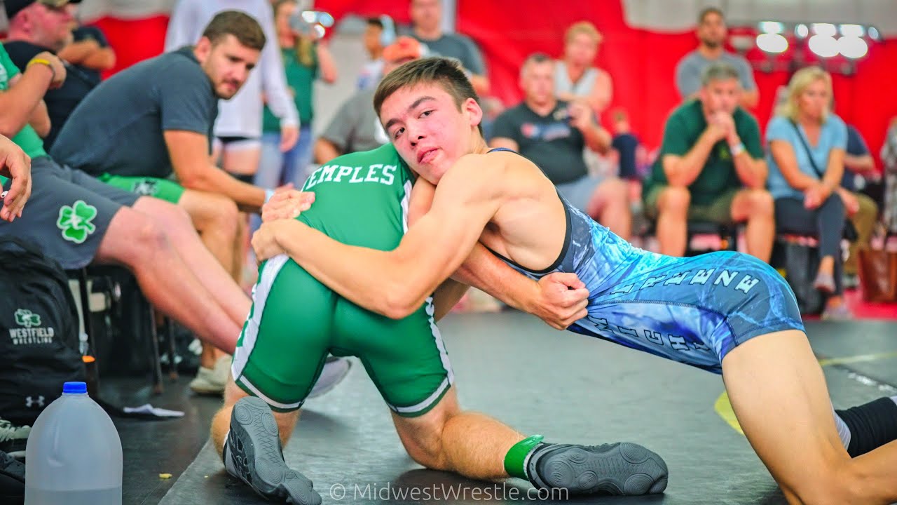 145 – Darren McLeod {R} of Michigan Pittbulls MI vs. Hank Temples {G ...