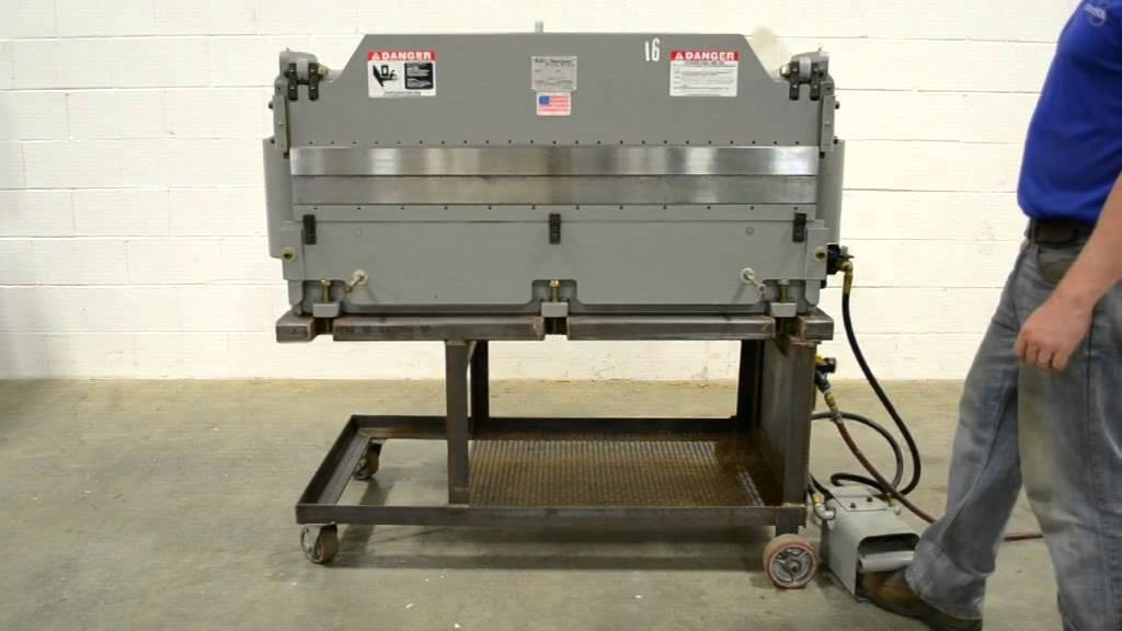 Atek Bantam B412 Press Brake - YouTube