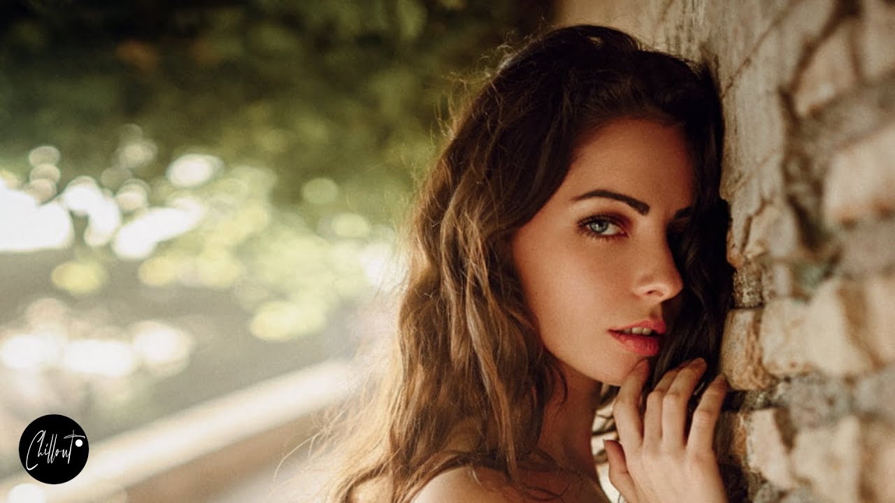 Akrow - Born In The Sun - YouTube