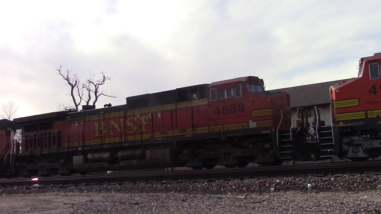 BNSF 5234 West Coal City, IL 3/10/18 - YouTube