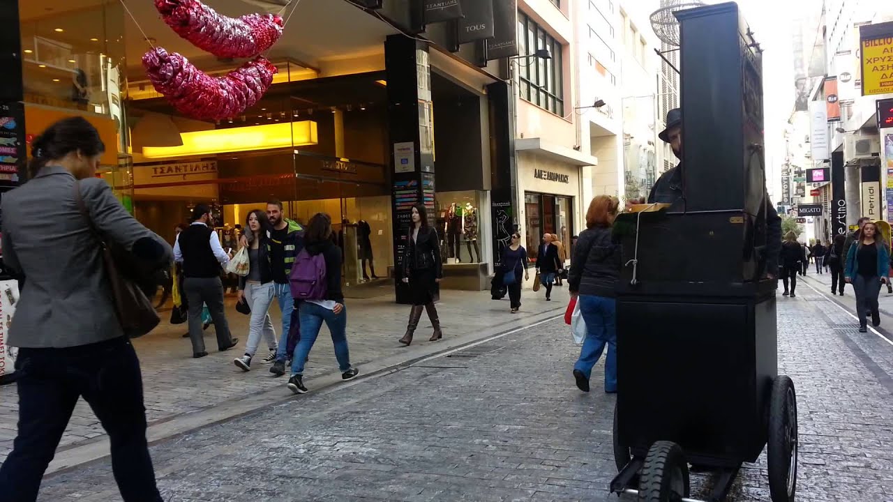 Street music box Athens - YouTube