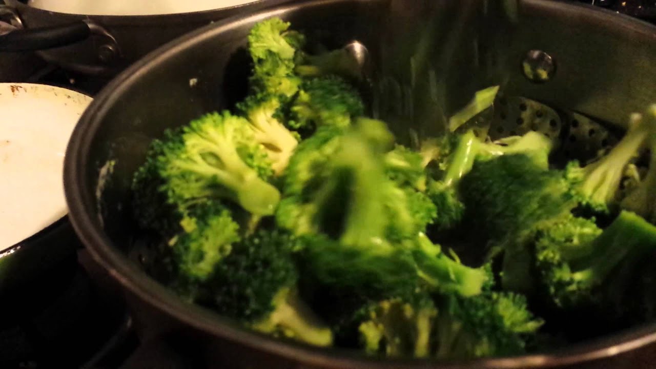 Screaming Broccoli - YouTube