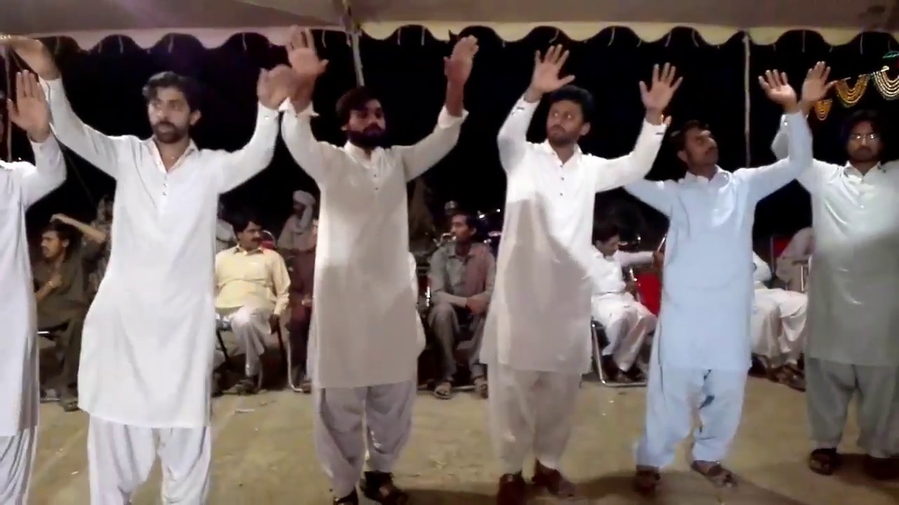 Saraiki Jhumar in Rajanpur - YouTube