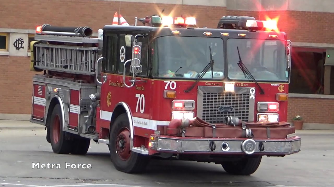 Chicago Fire Dept Engine 70 Responding - YouTube