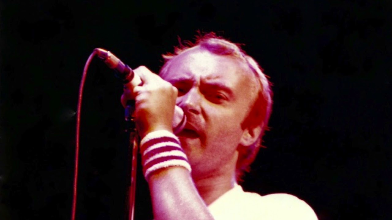 Genesis-August, 1982-Dallas - YouTube