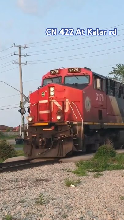 Horn show from CN 422 #train - YouTube