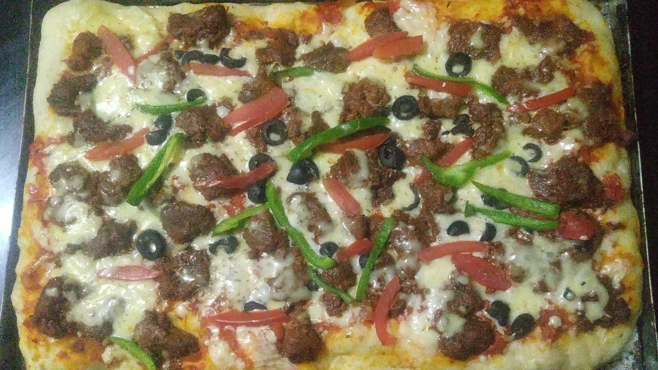 Best Homemade Beef Tikka Pizza Recipe|Beef Cheese pizza ready in 20 ...