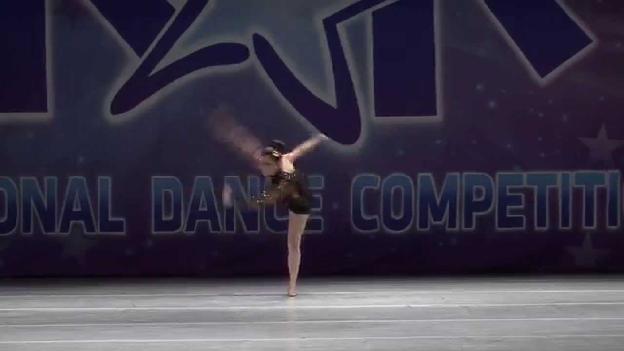 DS DANZA STUDIO - RUNAWAY 2015 - YouTube