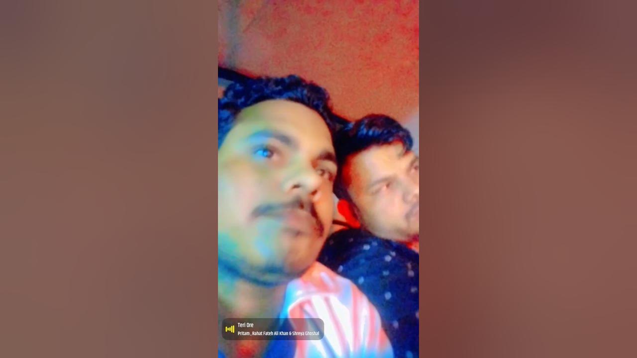 Ham Teen Dost Ja Rahe Hain tour per aap log bhi chalega friend comment Mein likhkar bataiye ...