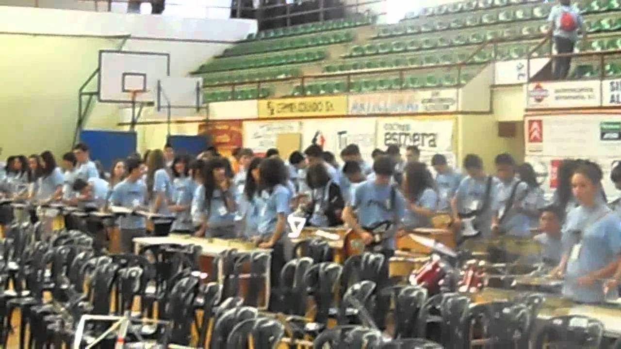 AMARAL, TODA LA NOCHE EN LA CALLE, FIMESO 2011 - YouTube