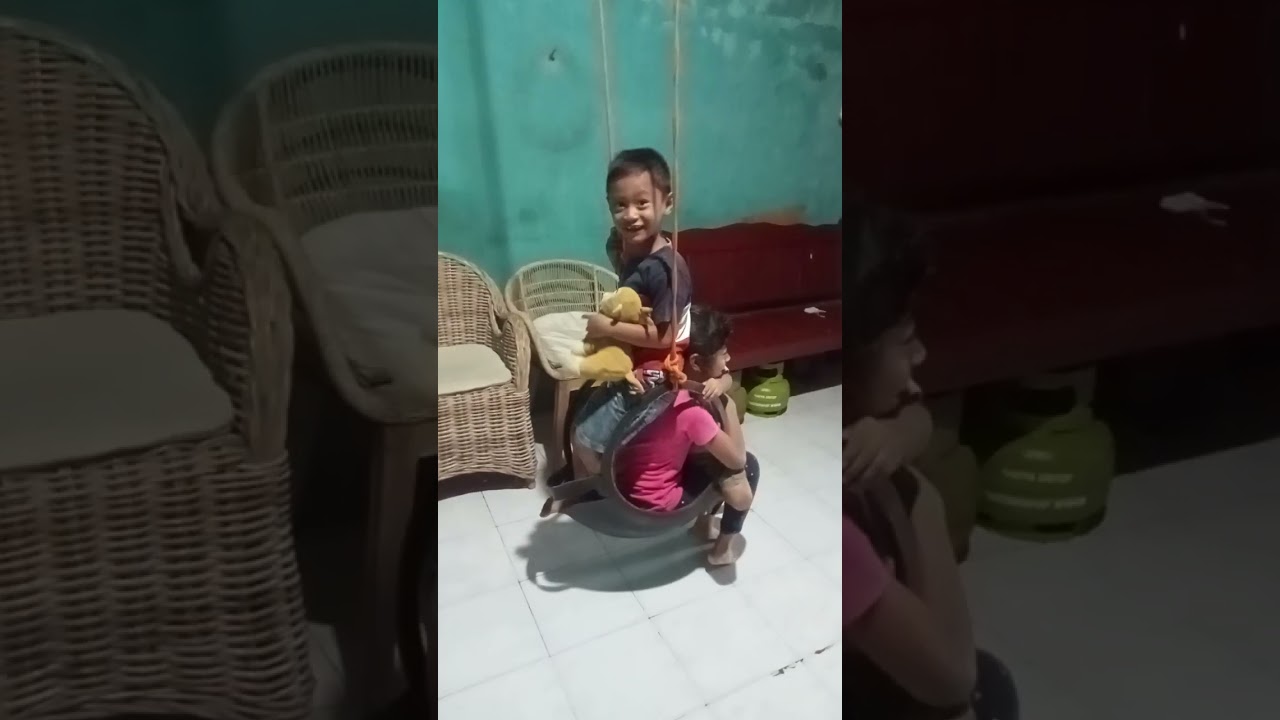 Bermain Bersama Kakak Adek Main Dokter Dokteran Youtube