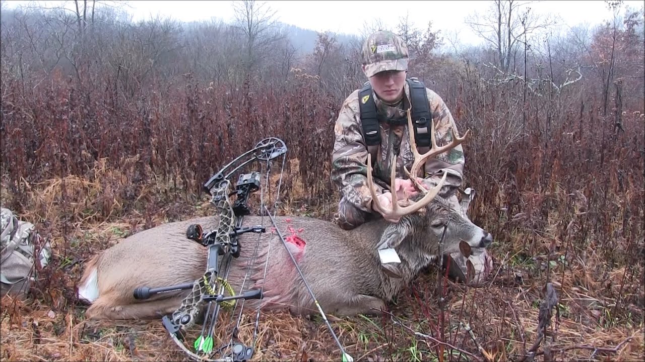 S2:E4 Big Archery Buck Down in Pennsylvania - YouTube