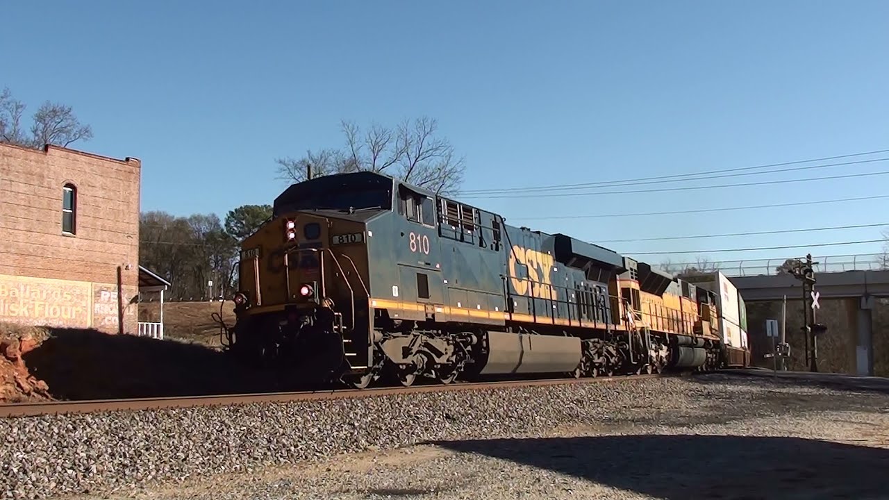 NS 231 with a NS SD90MAC behind the CSX leader. - YouTube