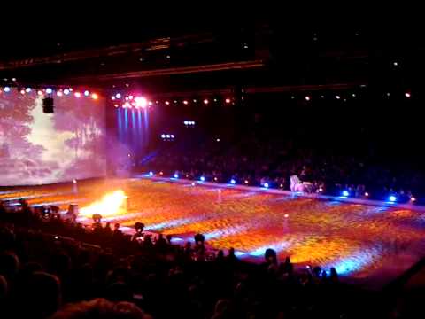 Show jumping over fire, O2 arena, London, Jan 2011 - YouTube