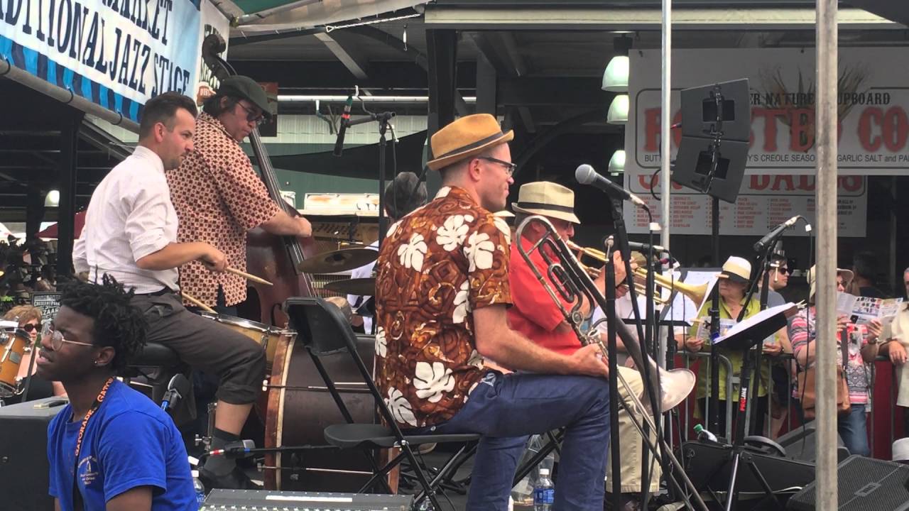 Charlie Halloran & the Quality 6 - "Dreaming the Hours Away" - YouTube