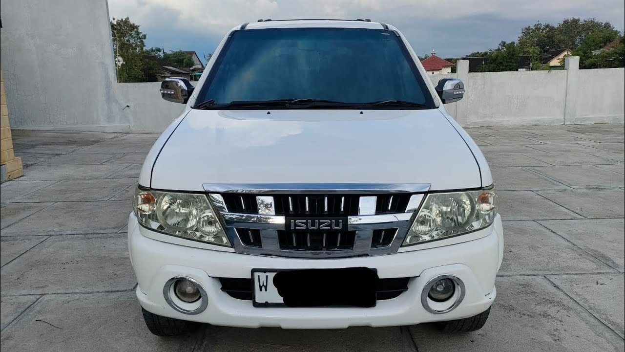ISUZU PANTHER GRAND TOURING PUTIH LANGKA 2013 AWAL SERVICE RECORD ...