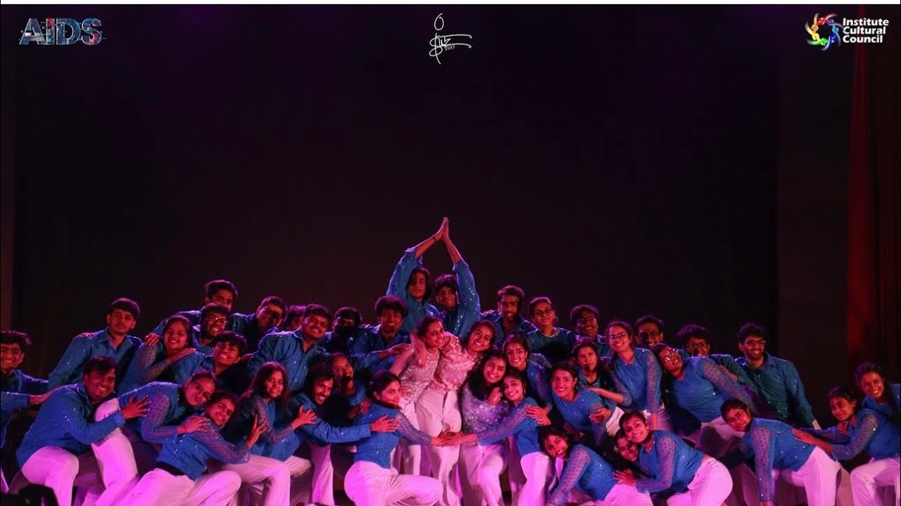 IIT Bombay couple dances || jee mains 2025 || trending || viral videos ...