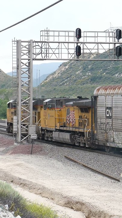 UP 8946 WB AUTORACK TRAIN MNPML MP 62.4 CAJON SUB 6-7-2023 #unionpacific #uptrains #railfanning ...