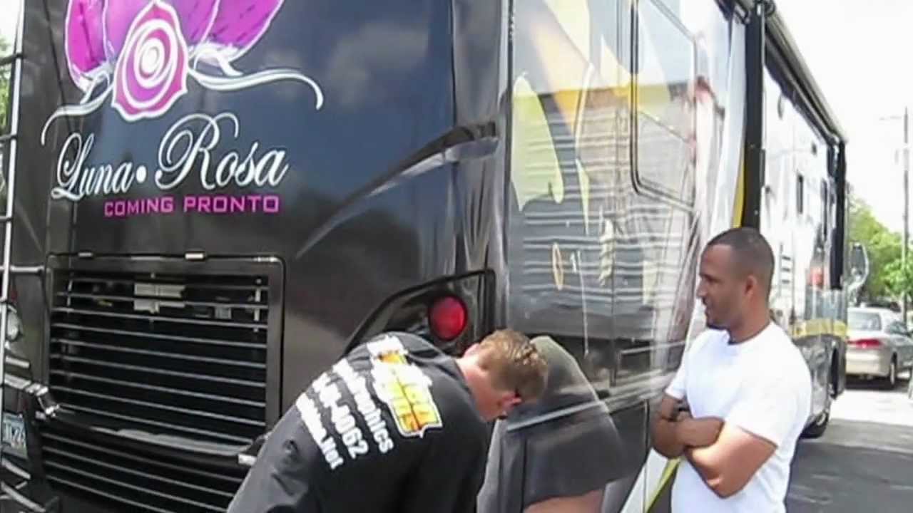 Maffio Tour Bus - Bigidea Wraps - YouTube