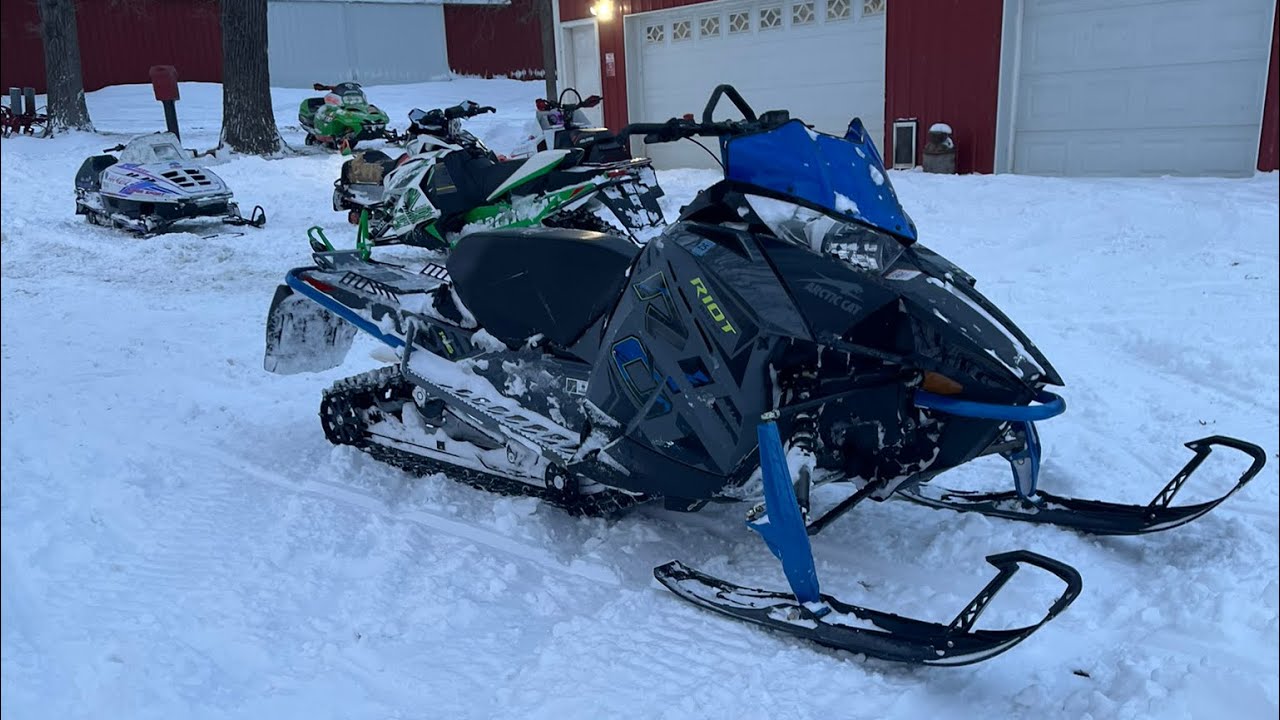 Artic cat riot 6000 x c tec 2 overview - YouTube