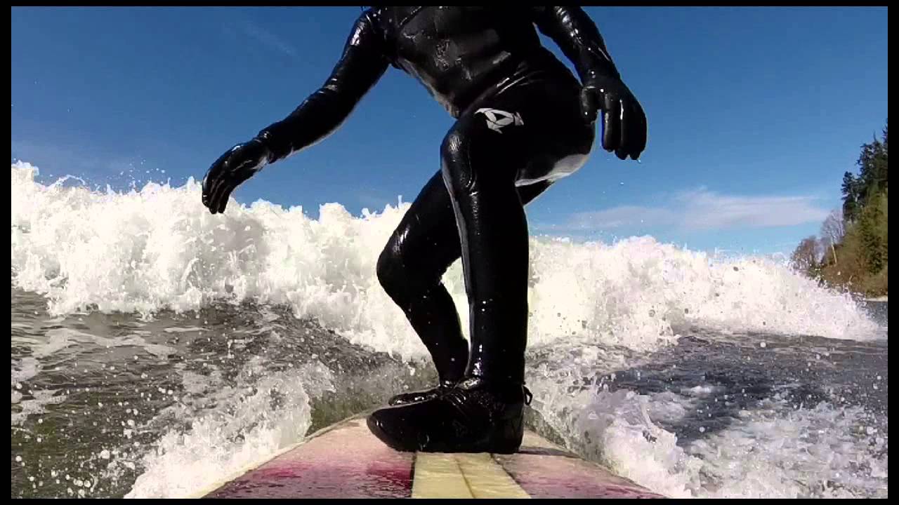 Surfing Wreck (2/2) - YouTube