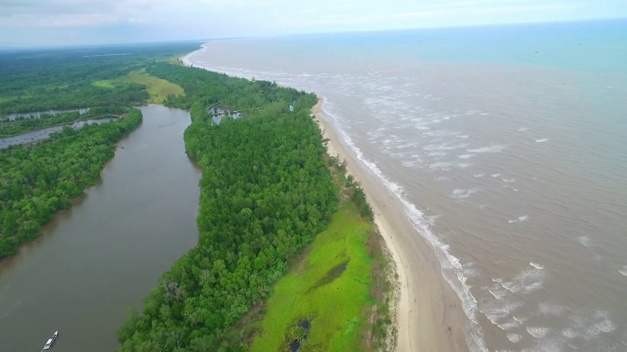 Pantai Muara Badak - YouTube