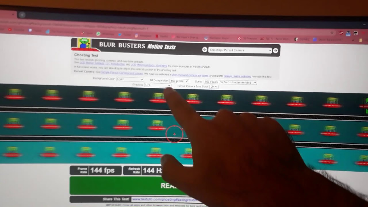 AOC 24G1WG4 24 INCH CURVED MONITOR GHOSTING TEST - YouTube