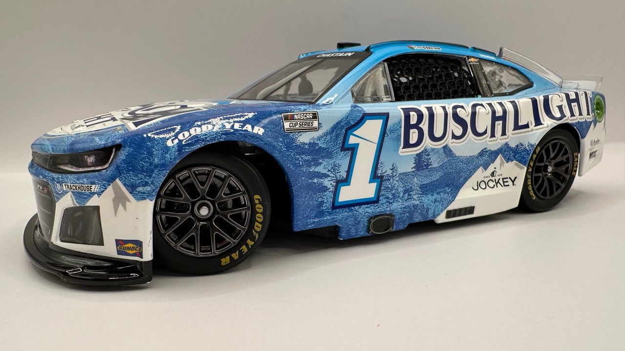 Review: 2025 Ross Chastain #1 Busch Light Beer Chevy Camaro 1/24 NASCAR ...
