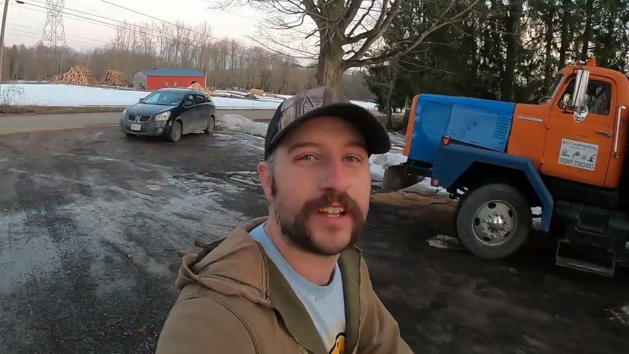 Starting Pete 1673 Caterpillar & IH Detroit Diesel - YouTube