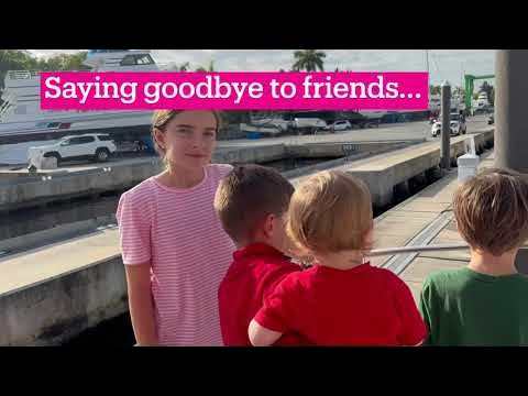 Leaving the dock #1 - YouTube