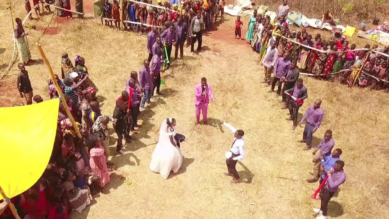 MAHARUSI WALIOKUTANA JUMAMOS NA KUFUNGA NDOA JUMAMOS CRSTIANO ...