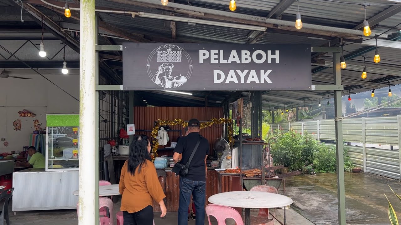 Rumah Asap Pelaboh Dayak Simpang Taman Malihah Kuching Sarawak | TV636 - YouTube