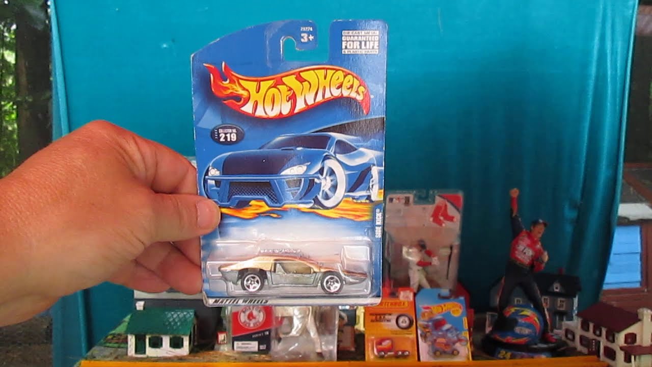 Hot Wheels Golden Side Kick Unboxing and Toy Car Review - YouTube