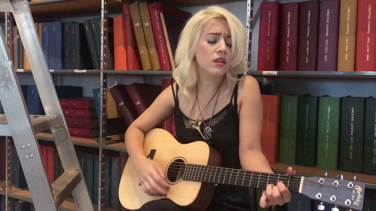 Sara Rachele live from Creative Loafing - "Fade Into You" - YouTube