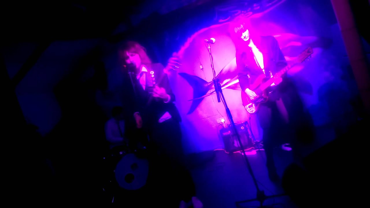 Ming City Rockers - Runaway - Zombie Shack , Manchester 29/01/15 - YouTube