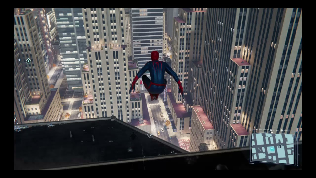Spiderman jumps off a building and into a pool. - YouTube