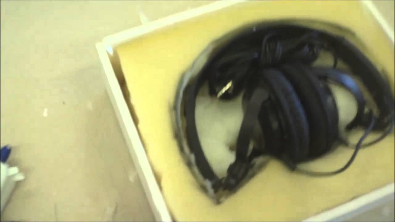 Homemade DJ headphone case - YouTube