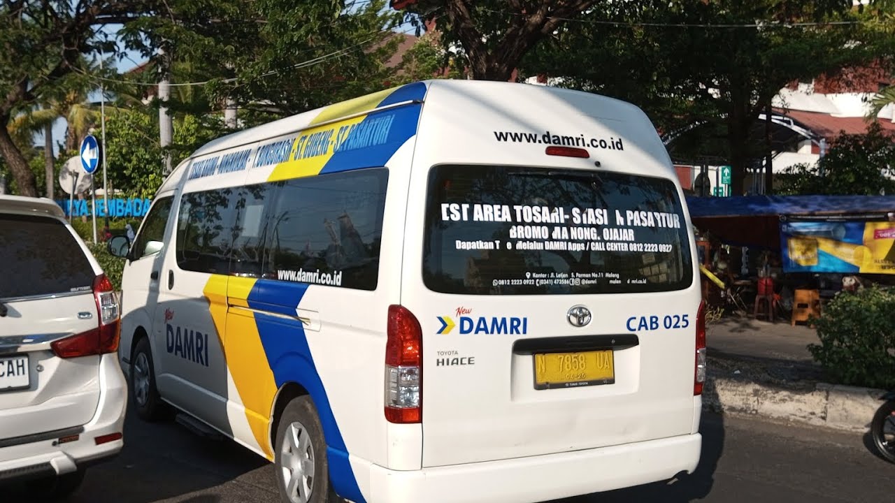 DAMRI SURABAYA - REST AREA TOSARI BROMO PP - YouTube