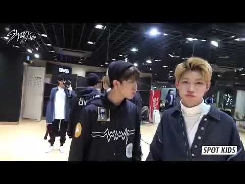 Stray kids felix eating compilation - YouTube