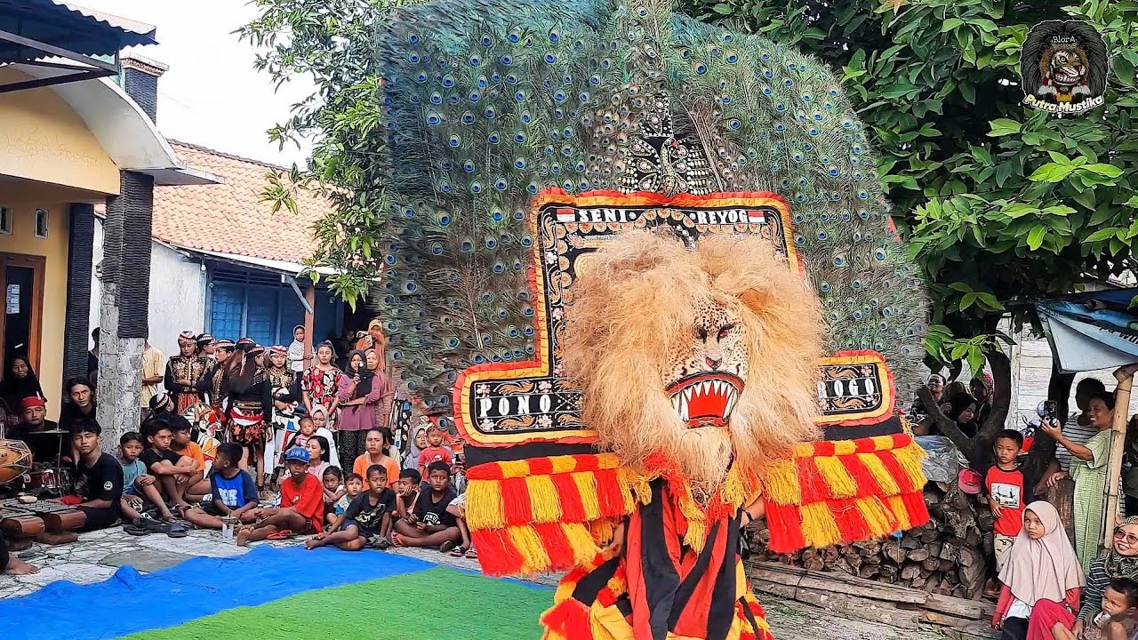 Terbaru !! Aksi Solah Reog Ponorogo Seni Barong KLONO MUSTIKO JOYO live ...